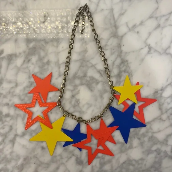 statement star necklace